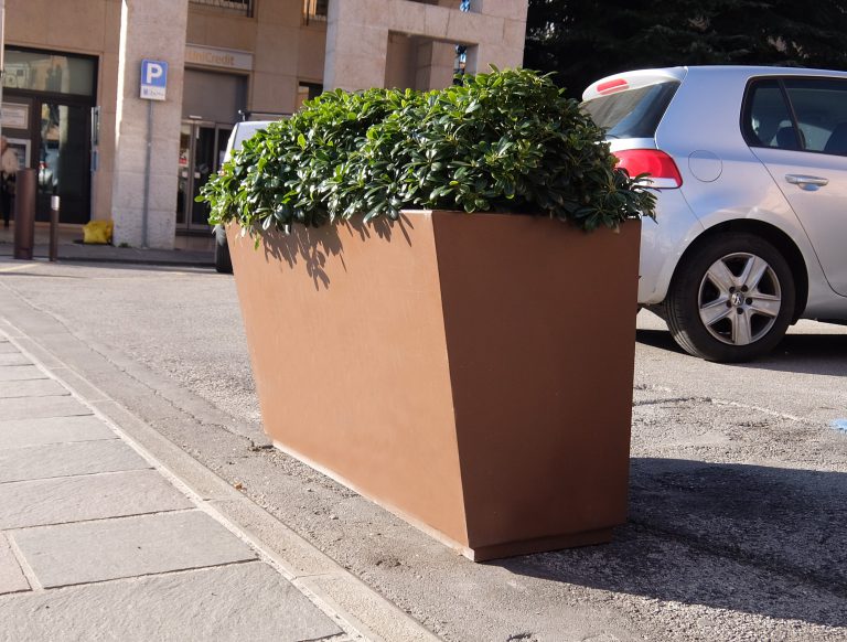 Fioriere - FEROLAB fioriere arredo urbano- fioriere design